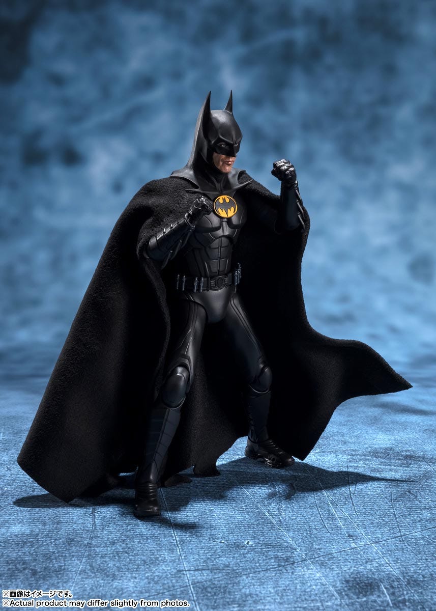 Batman "The Flash" S.H.Figuarts - Hobby Bee Canada
