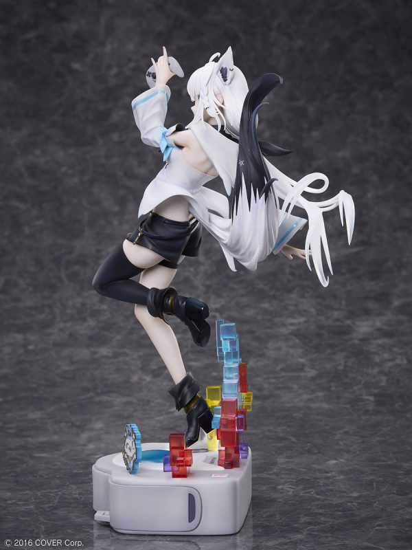 Shirakami Fubuki We are GAMERS Ver. 1/7 Scale Figure - Hobby Bee Canada