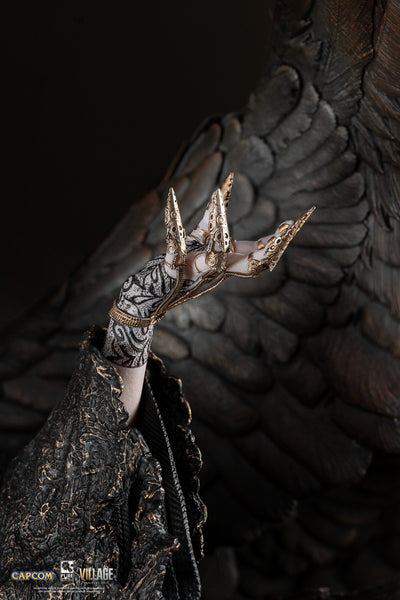 Resident Evil Village Mother Miranda 1/4 Scale Statue - Hobby Bee Canada